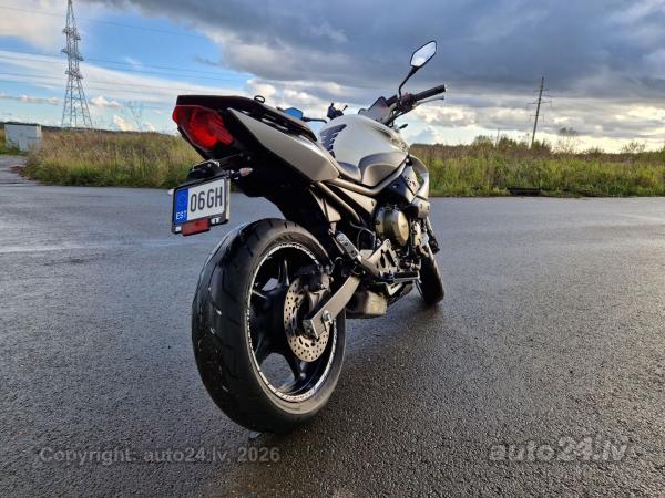 Balts Yamaha XJ6 2009 Tallina, ar dzinēja tilpumu 0.60 L un nobraukumu 30 tūkst. km par 3900 €, foto 6 vietnē AUTOMOTO.COM.LV