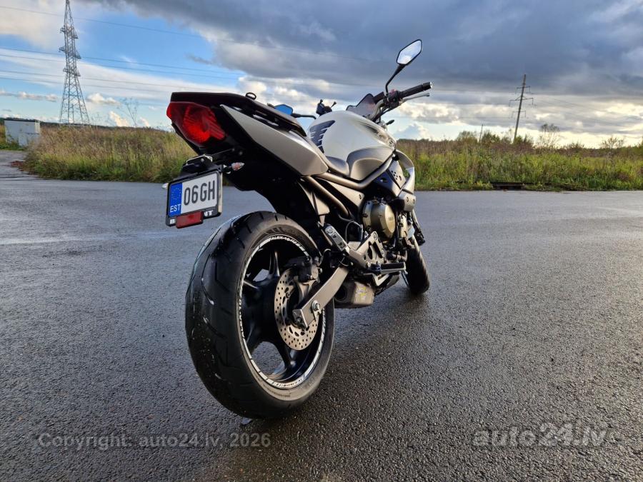 Balts Yamaha XJ6 2009 Tallina, ar dzinēja tilpumu 0.60 L un nobraukumu 30 tūkst. km par 3900 €, foto 7 vietnē AUTOMOTO.COM.LV