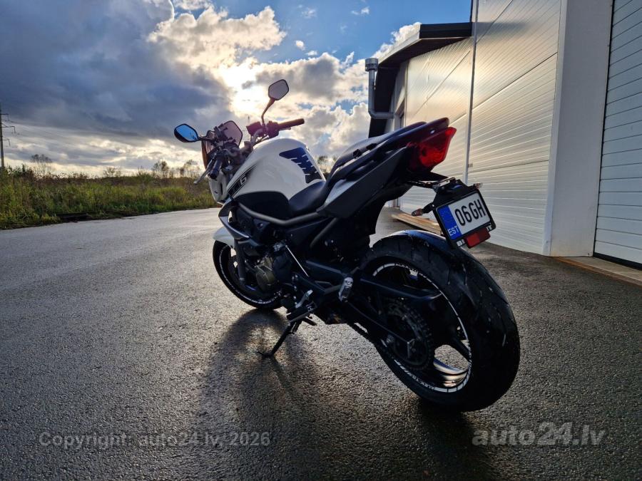 Balts Yamaha XJ6 2009 Tallina, ar dzinēja tilpumu 0.60 L un nobraukumu 30 tūkst. km par 3900 €, foto 8 vietnē AUTOMOTO.COM.LV