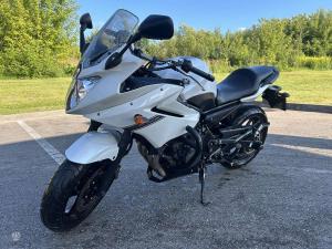 White Yamaha XJ6 2010 in Utena, with an engine capacity of 0.60 L and mileage of 48 thousand km for 2550 €, photo  on AUTOMOTO.COM.LV