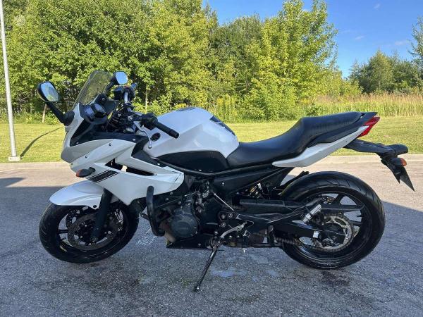 White Yamaha XJ6 2010 in Utena, with an engine capacity of 0.60 L and mileage of 48 thousand km for 2550 €, photo 3 on AUTOMOTO.COM.LV