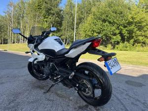 White Yamaha XJ6 2010 in Utena, with an engine capacity of 0.60 L and mileage of 48 thousand km for 2550 €, photo 5 on AUTOMOTO.COM.LV