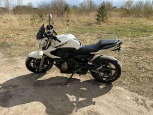 White Yamaha XJ6 2011 in Mazeikiai, with an engine capacity of 0.60 L and mileage of 33 thousand km for 3250 €, photo  on AUTOMOTO.COM.LV