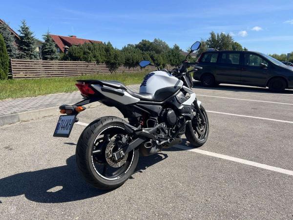 Balts Yamaha XJ6 2011 Klaipėda, ar dzinēja tilpumu 0.60 L un nobraukumu 34 tūkst. km par 3200 €, foto 3 vietnē AUTOMOTO.COM.LV