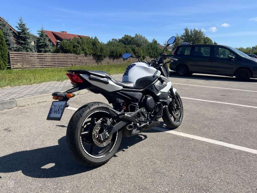 Balts Yamaha XJ6 2011 Klaipėda, ar dzinēja tilpumu 0.60 L un nobraukumu 34 tūkst. km par 3200 €, foto 4 vietnē AUTOMOTO.COM.LV