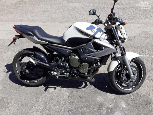 Balts Yamaha XJ6 2011 Panevēža, ar dzinēja tilpumu 0.60 L un nobraukumu 35 tūkst. km par 3000 €, foto 1 vietnē AUTOMOTO.COM.LV