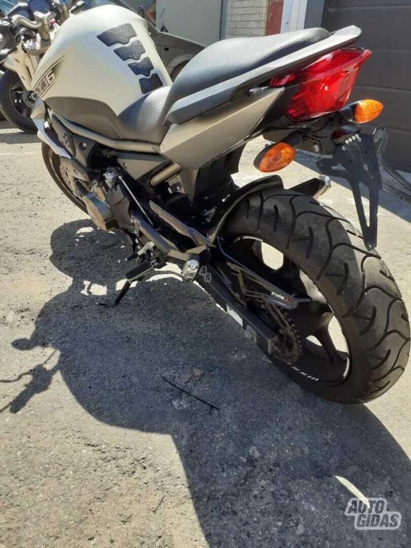 Balts Yamaha XJ6 2011 Panevēža, ar dzinēja tilpumu 0.60 L un nobraukumu 35 tūkst. km par 3000 €, foto 7 vietnē AUTOMOTO.COM.LV