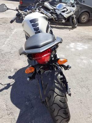 White Yamaha XJ6 2011 in Panevezys, with an engine capacity of 0.60 L and mileage of 35 thousand km for 3000 €, photo 11 on AUTOMOTO.COM.LV