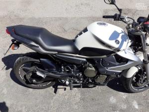 White Yamaha XJ6 2011 in Panevezys, with an engine capacity of 0.60 L and mileage of 35 thousand km for 3000 €, photo 12 on AUTOMOTO.COM.LV