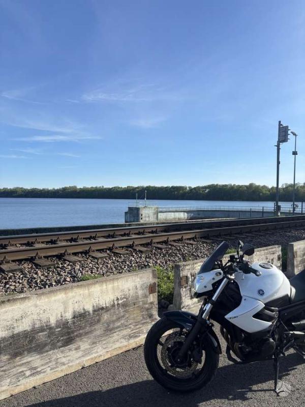 White Yamaha XJ6 2013 in Kaunas, with an engine capacity of 0.60 L and mileage of 42 thousand km for 3650 €, photo 4 on AUTOMOTO.COM.LV