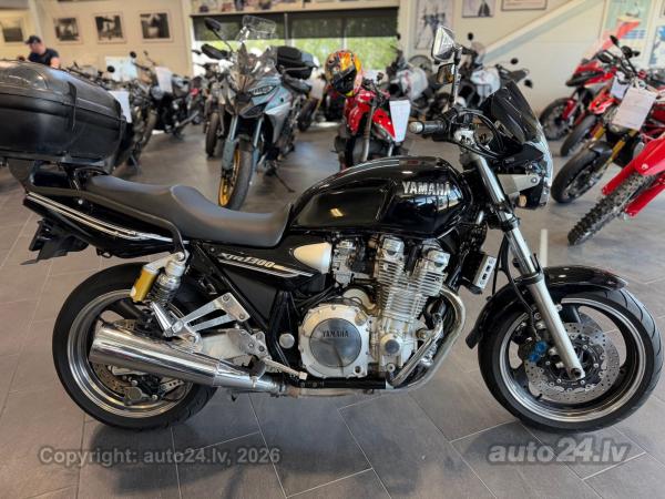 Melns Yamaha XJR 1300 2001 Tallina, ar dzinēja tilpumu 1.25 L un nobraukumu 49 tūkst. km par 3490 €, foto 2 vietnē AUTOMOTO.COM.LV