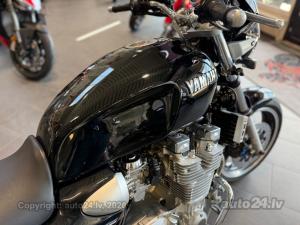 Melns Yamaha XJR 1300 2001 Tallina, ar dzinēja tilpumu 1.25 L un nobraukumu 49 tūkst. km par 3490 €, foto 7 vietnē AUTOMOTO.COM.LV
