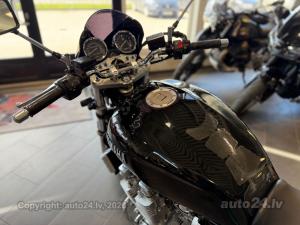 Melns Yamaha XJR 1300 2001 Tallina, ar dzinēja tilpumu 1.25 L un nobraukumu 49 tūkst. km par 3490 €, foto 15 vietnē AUTOMOTO.COM.LV