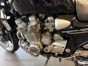 Melns Yamaha XJR 1300 2001 Tallina, ar dzinēja tilpumu 1.25 L un nobraukumu 49 tūkst. km par 3490 €, foto 16 vietnē AUTOMOTO.COM.LV