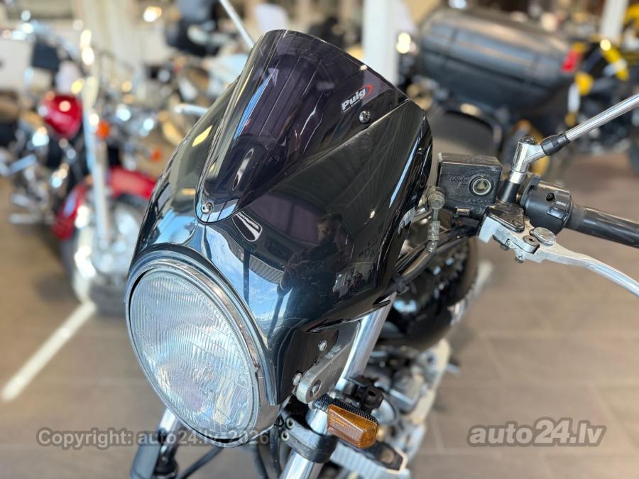 Melns Yamaha XJR 1300 2001 Tallina, ar dzinēja tilpumu 1.25 L un nobraukumu 49 tūkst. km par 3490 €, foto 18 vietnē AUTOMOTO.COM.LV