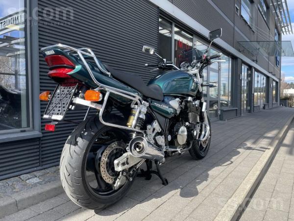 Yamaha XJR 1300 1999 Rīga, ar dzinēja tilpumu 1.30 L un nobraukumu 0 tūkst. km par 3299 €, foto 4 vietnē AUTOMOTO.COM.LV