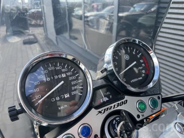 Yamaha XJR 1300 1999 Rīga, ar dzinēja tilpumu 1.30 L un nobraukumu 0 tūkst. km par 3299 €, foto 7 vietnē AUTOMOTO.COM.LV