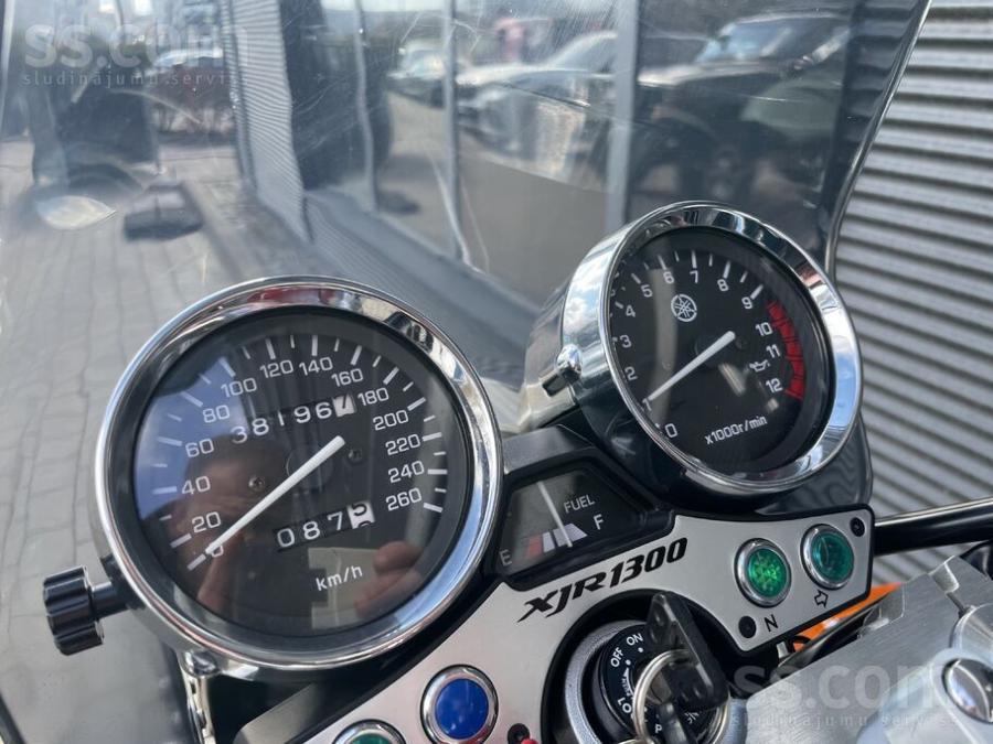 Yamaha XJR 1300 1999 Rīga, ar dzinēja tilpumu 1.30 L un nobraukumu 0 tūkst. km par 3299 €, foto 8 vietnē AUTOMOTO.COM.LV