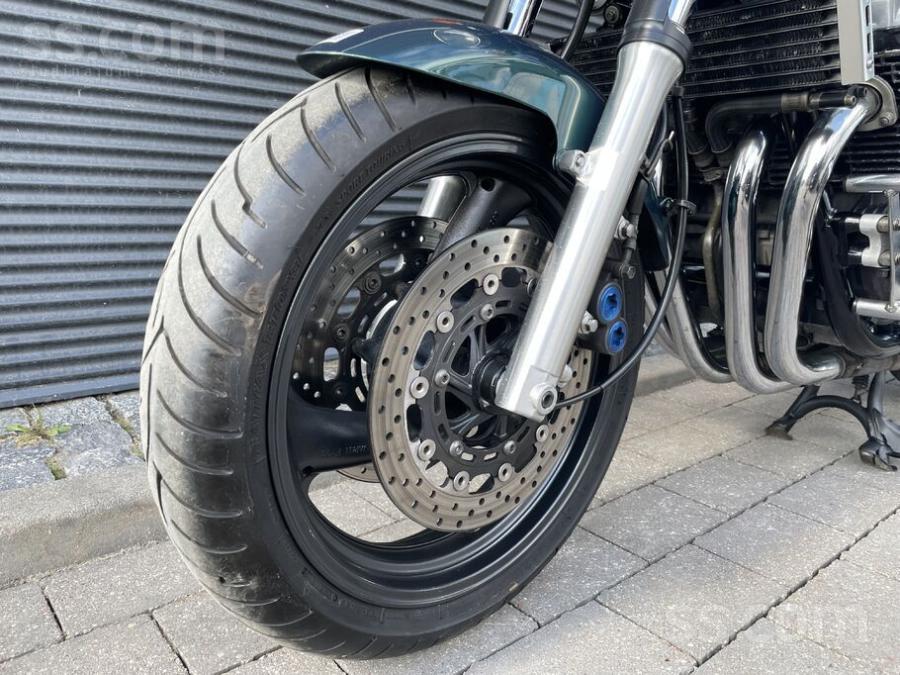 Yamaha XJR 1300 1999 Rīga, ar dzinēja tilpumu 1.30 L un nobraukumu 0 tūkst. km par 3299 €, foto 9 vietnē AUTOMOTO.COM.LV