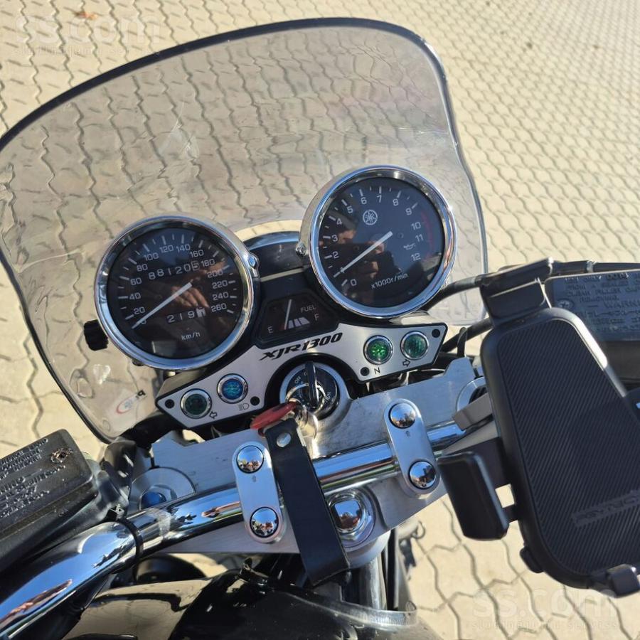 Yamaha XJR 1300 1999 in Kuldiga, with an engine capacity of 1.25 L and mileage of 0 thousand km for 3700 €, photo 6 on AUTOMOTO.COM.LV
