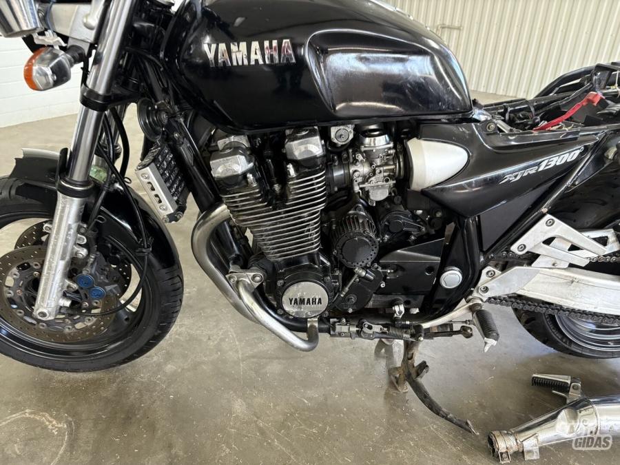 Yamaha XJR 1300 1999 Kelmė, ar dzinēja tilpumu 1.30 L un nobraukumu 0 tūkst. km par 465 €, foto 11 vietnē AUTOMOTO.COM.LV
