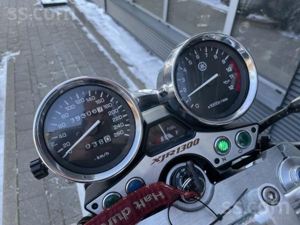 Ямаха XJR 1300 2000 в Рига, объемом двигателя 1.30 л и пробегом 0 тыс. км за 2799 €, фото 7 на AUTOMOTO.COM.LV