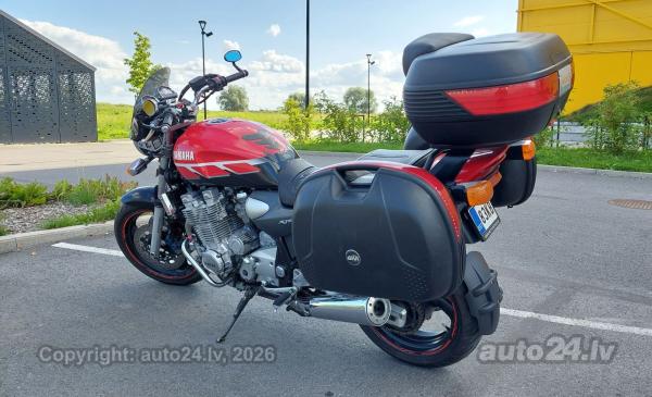 Yamaha XJR 1300 2000 Tallina, ar dzinēja tilpumu 1.25 L un nobraukumu 99 tūkst. km par 4000 €, foto 7 vietnē AUTOMOTO.COM.LV