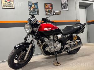 Yamaha XJR 1300 2000 in Riga, with an engine capacity of 1.30 L and mileage of 0 thousand km for 2850 €, photo 3 on AUTOMOTO.COM.LV