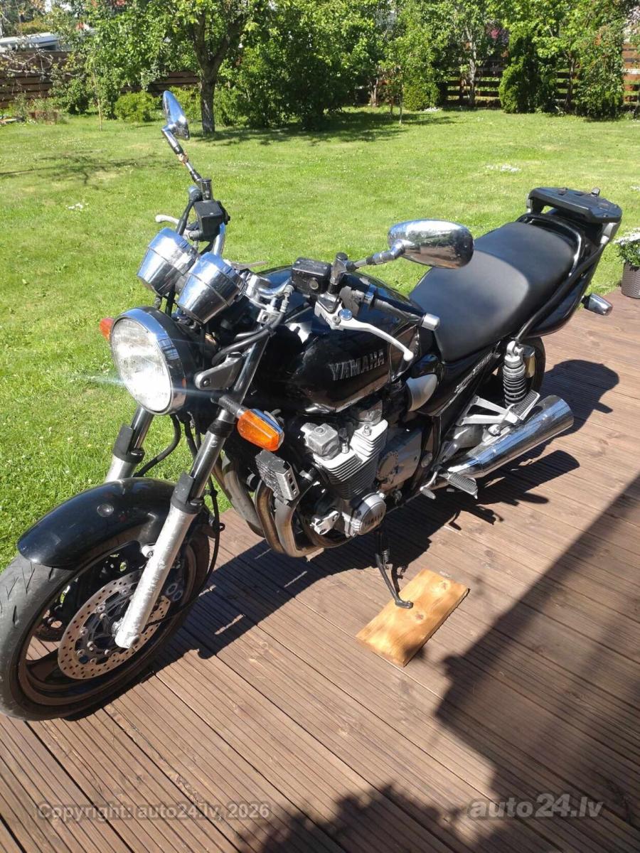 Yamaha XJR 1300 2002 in Rakvere, with an engine capacity of 1.30 L and mileage of 105 thousand km for 3600 €, photo 8 on AUTOMOTO.COM.LV