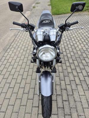 Yamaha XJR 1300 2002 in Kelme, with an engine capacity of 1.30 L and mileage of 53 thousand km for 2500 €, photo 8 on AUTOMOTO.COM.LV