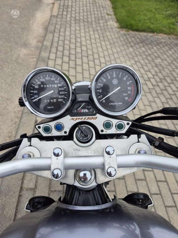 Ямаха XJR 1300 2002 в Кельме, объемом двигателя 1.30 л и пробегом 53 тыс. км за 2500 €, фото 10 на AUTOMOTO.COM.LV