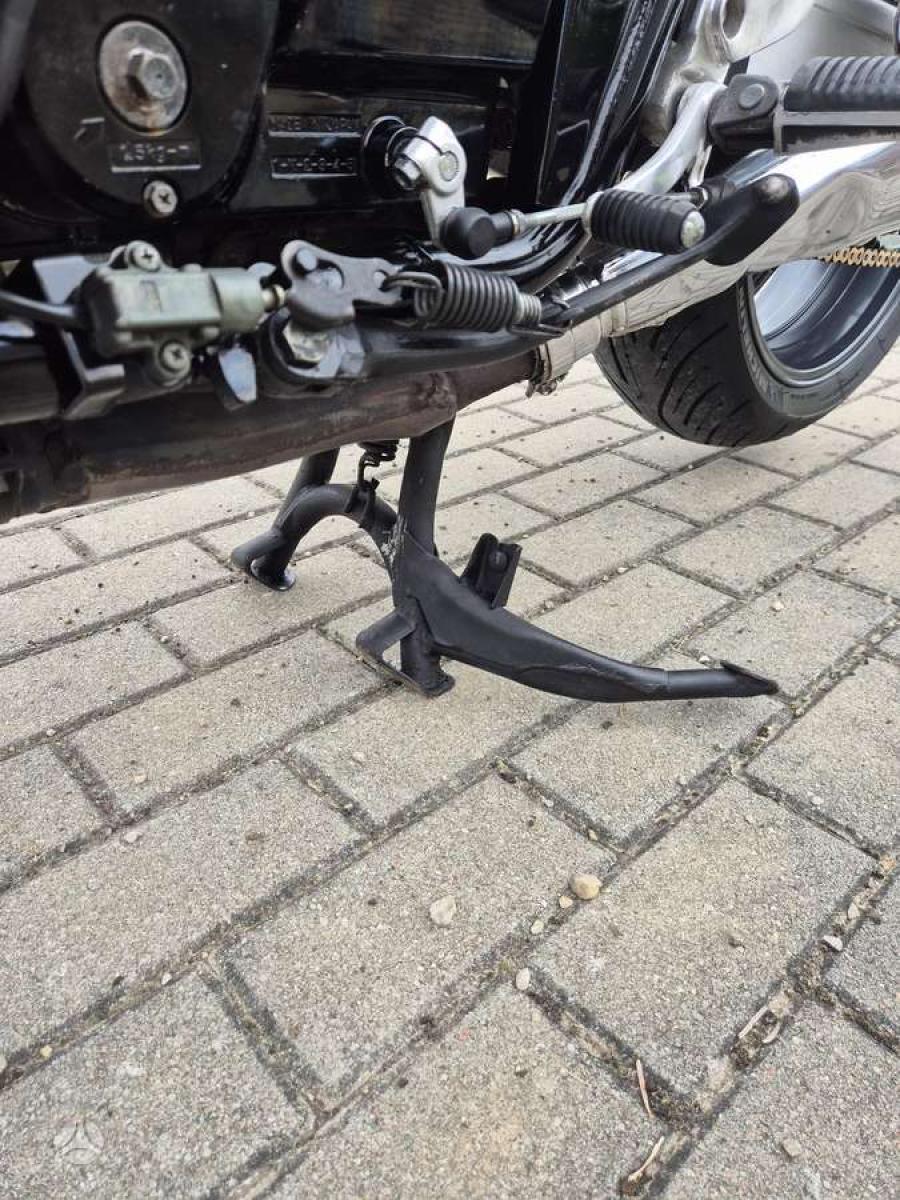 Yamaha XJR 1300 2002 in Kelme, with an engine capacity of 1.30 L and mileage of 53 thousand km for 2500 €, photo 12 on AUTOMOTO.COM.LV