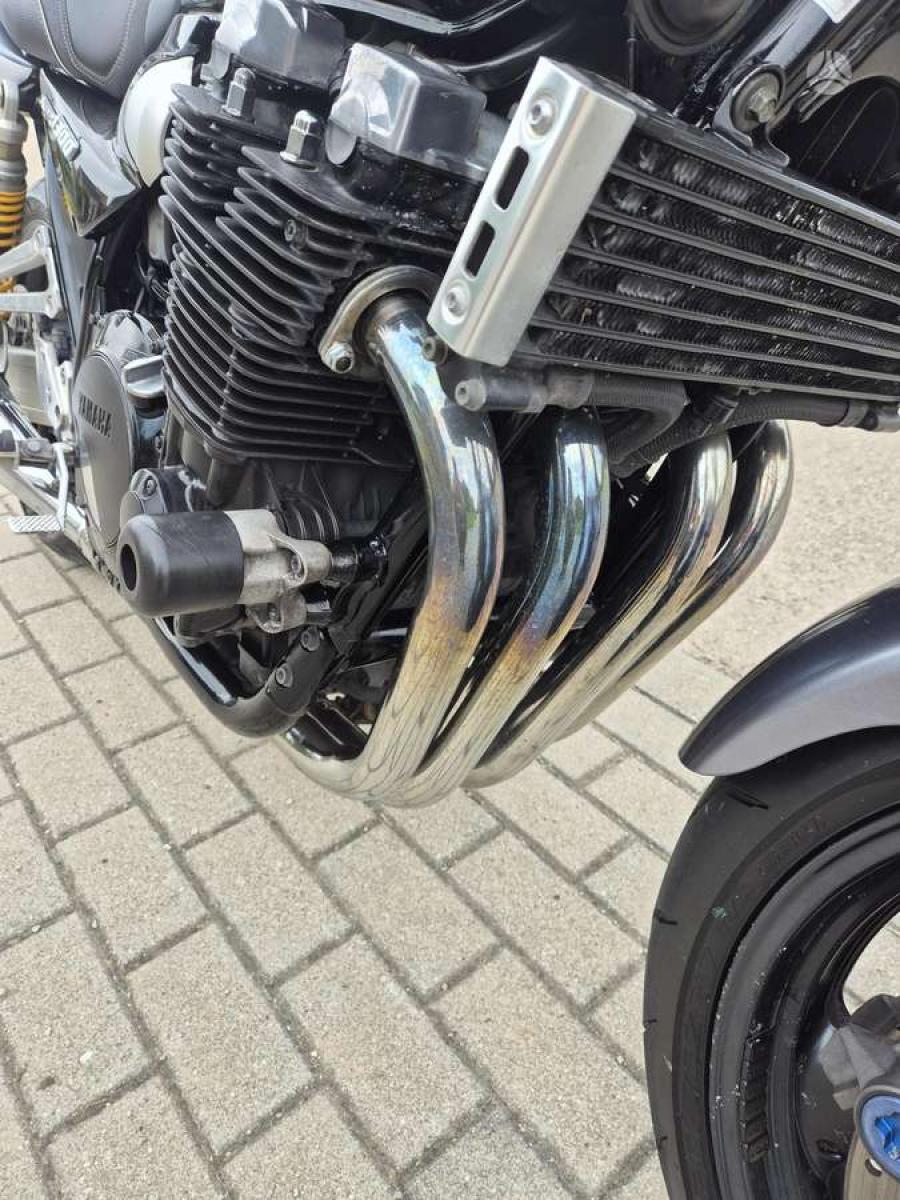 Yamaha XJR 1300 2002 in Kelme, with an engine capacity of 1.30 L and mileage of 53 thousand km for 2500 €, photo 13 on AUTOMOTO.COM.LV