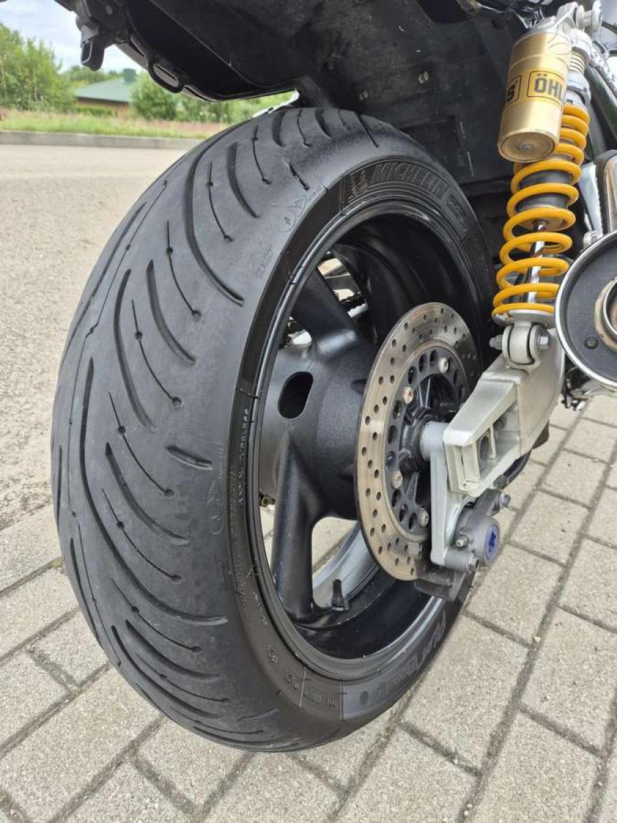 Yamaha XJR 1300 2002 in Kelme, with an engine capacity of 1.30 L and mileage of 53 thousand km for 2500 €, photo 16 on AUTOMOTO.COM.LV