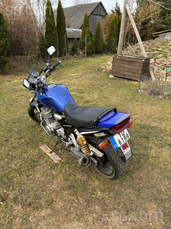 Ямаха XJR 1300 2003 в Елгава, объемом двигателя 1.25 л и пробегом 0 тыс. км за 2000 €, фото 3 на AUTOMOTO.COM.LV