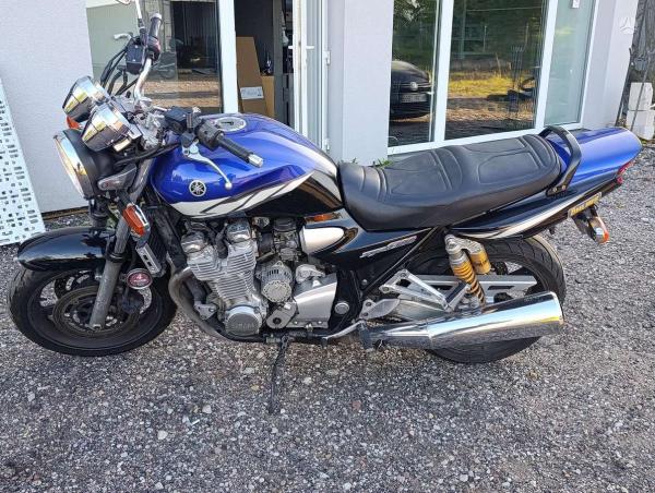 Ямаха XJR 1300 2004 в Алитус, объемом двигателя 1.30 л и пробегом 77 тыс. км за 2200 €, фото 9 на AUTOMOTO.COM.LV