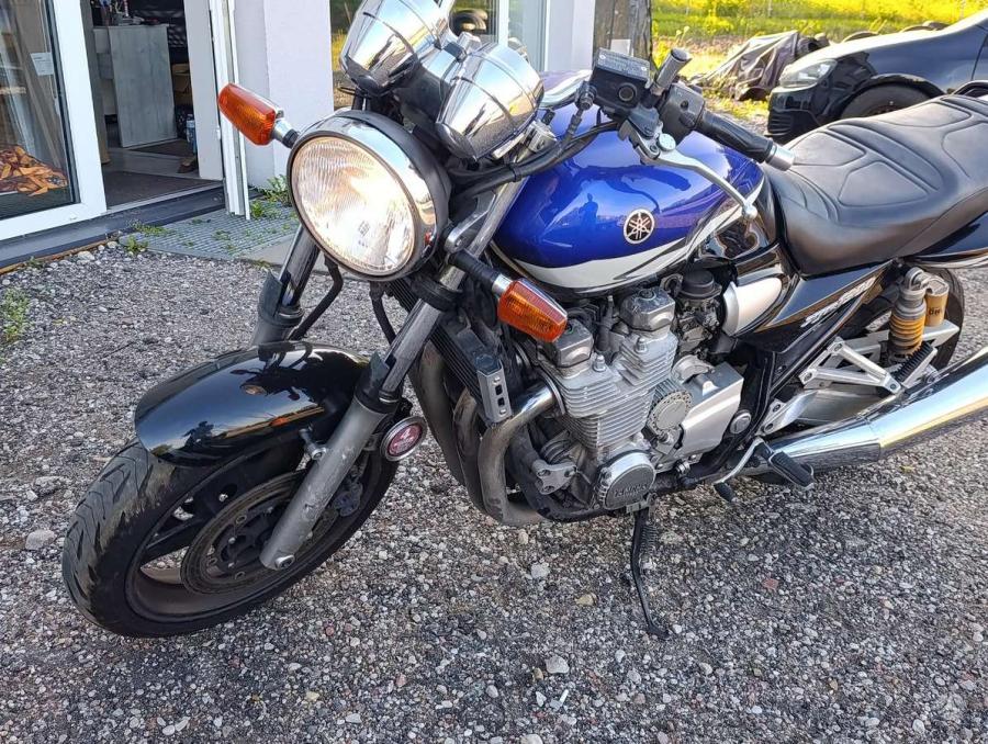 Yamaha XJR 1300 2004 Alīta, ar dzinēja tilpumu 1.30 L un nobraukumu 77 tūkst. km par 2200 €, foto 10 vietnē AUTOMOTO.COM.LV