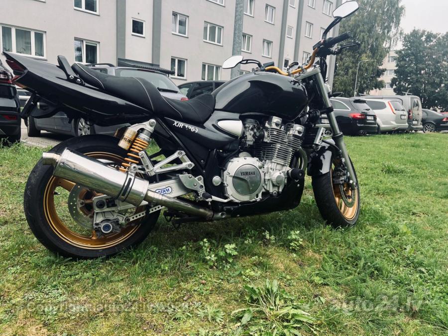 Yamaha XJR 1300 2006 in Tallinn, with an engine capacity of 0.00 L and mileage of 0 thousand km for 4800 €, photo 7 on AUTOMOTO.COM.LV