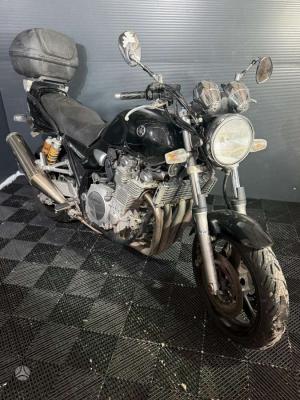 Ямаха XJR 1300 2009 в Таураге, объемом двигателя 1.30 л и пробегом 10 тыс. км за 1800 €, фото  на AUTOMOTO.COM.LV