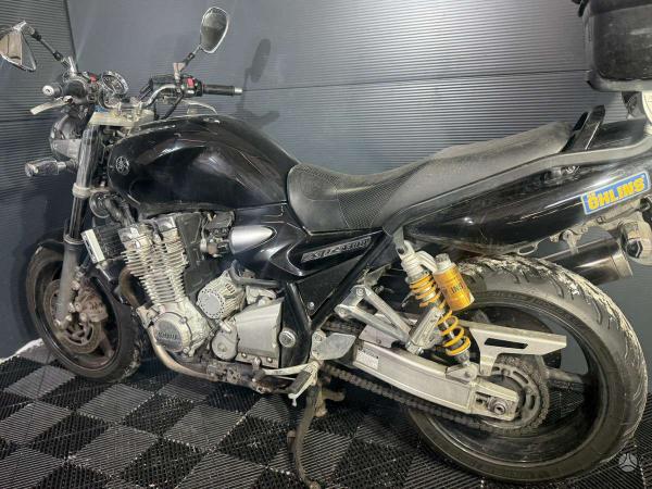 Yamaha XJR 1300 2009 in Taurage, with an engine capacity of 1.30 L and mileage of 10 thousand km for 1800 €, photo 5 on AUTOMOTO.COM.LV