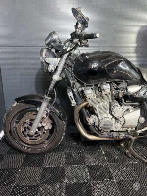 Ямаха XJR 1300 2009 в Таураге, объемом двигателя 1.30 л и пробегом 10 тыс. км за 1800 €, фото 9 на AUTOMOTO.COM.LV