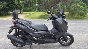 Черный Ямаха Xmax 125 2023 в Таураге, объемом двигателя 0.00 л и пробегом 3 тыс. км за 3900 €, фото 5 на AUTOMOTO.COM.LV