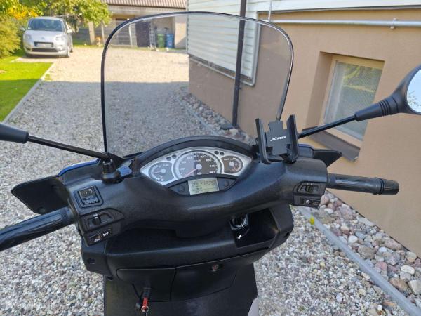 Синий Ямаха Xmax 125 2010 в Каунас, объемом двигателя 0.13 л и пробегом 26 тыс. км за 1200 €, фото 5 на AUTOMOTO.COM.LV