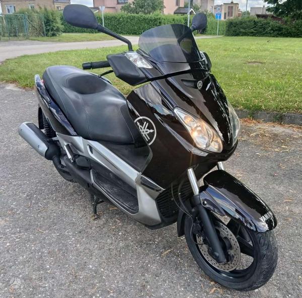Yamaha Xmax 125 2008 in Raseiniai, with an engine capacity of 0.13 L and mileage of 20 thousand km for 1200 €, photo 1 on AUTOMOTO.COM.LV