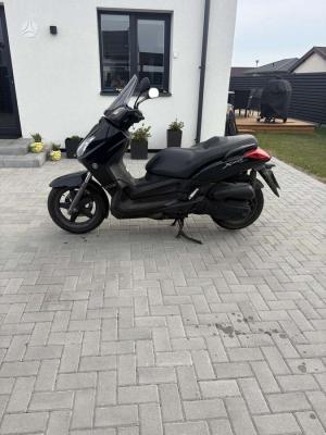Yamaha Xmax 125 2008 Klaipėda, ar dzinēja tilpumu 0.13 L un nobraukumu 5 tūkst. km par 1649 €, foto 1 vietnē AUTOMOTO.COM.LV