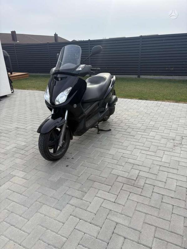 Yamaha Xmax 125 2008 Klaipėda, ar dzinēja tilpumu 0.13 L un nobraukumu 5 tūkst. km par 1649 €, foto 10 vietnē AUTOMOTO.COM.LV