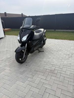 Yamaha Xmax 125 2008 Klaipėda, ar dzinēja tilpumu 0.13 L un nobraukumu 5 tūkst. km par 1649 €, foto 11 vietnē AUTOMOTO.COM.LV