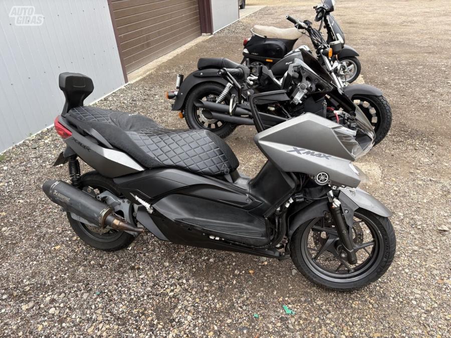 Yamaha Xmax 125 2014 in Kelme, with an engine capacity of 0.13 L and mileage of 22 thousand km for 915 €, photo 3 on AUTOMOTO.COM.LV