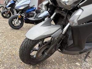 Yamaha Xmax 125 2014 in Kelme, with an engine capacity of 0.13 L and mileage of 22 thousand km for 915 €, photo 9 on AUTOMOTO.COM.LV