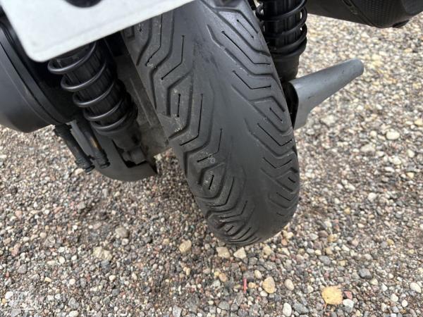 Yamaha Xmax 125 2014 Kelmė, ar dzinēja tilpumu 0.13 L un nobraukumu 22 tūkst. km par 915 €, foto 11 vietnē AUTOMOTO.COM.LV
